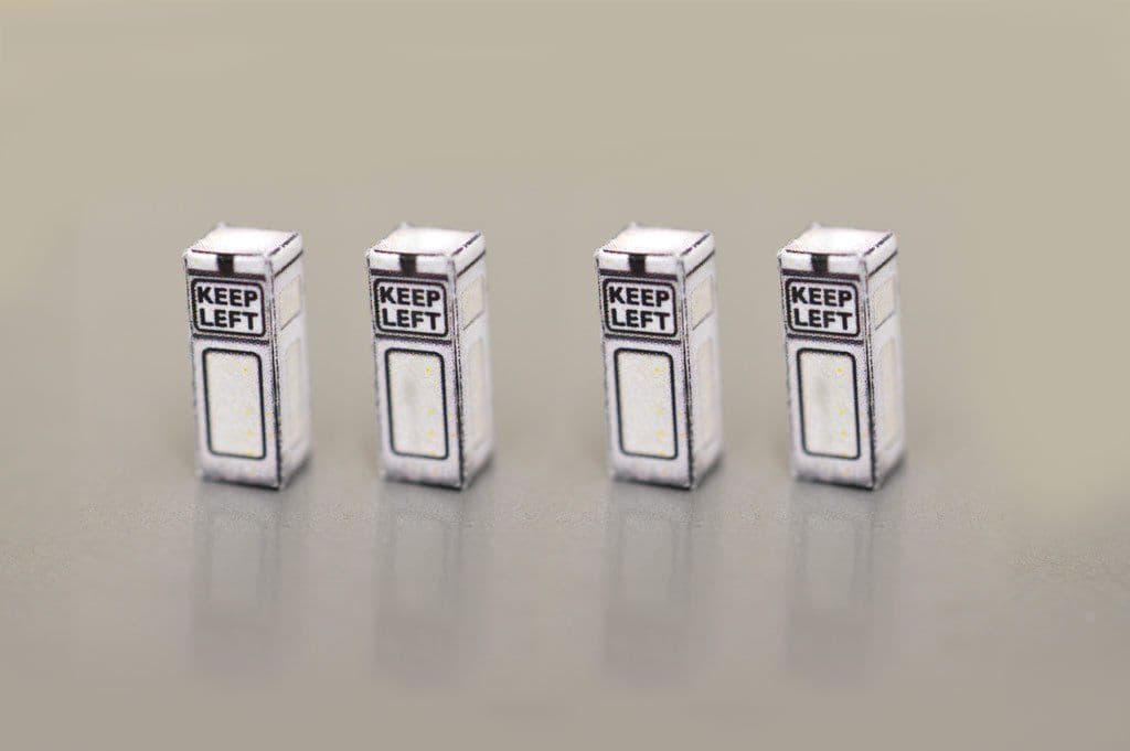 1950s Keep Left Bollards Non-Working Pack Of 8 AX020-OO – Scale Model ...