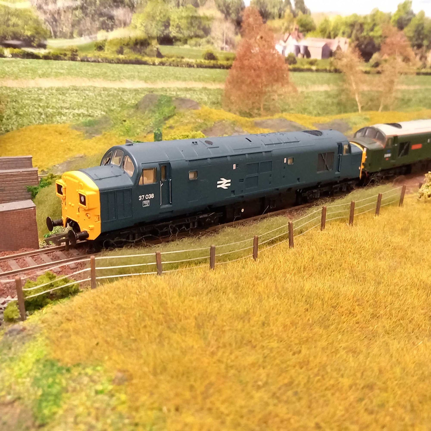 4ft Post & Wire Model Railway Fencing For OO Gauge Model Railway & 1/76 ...