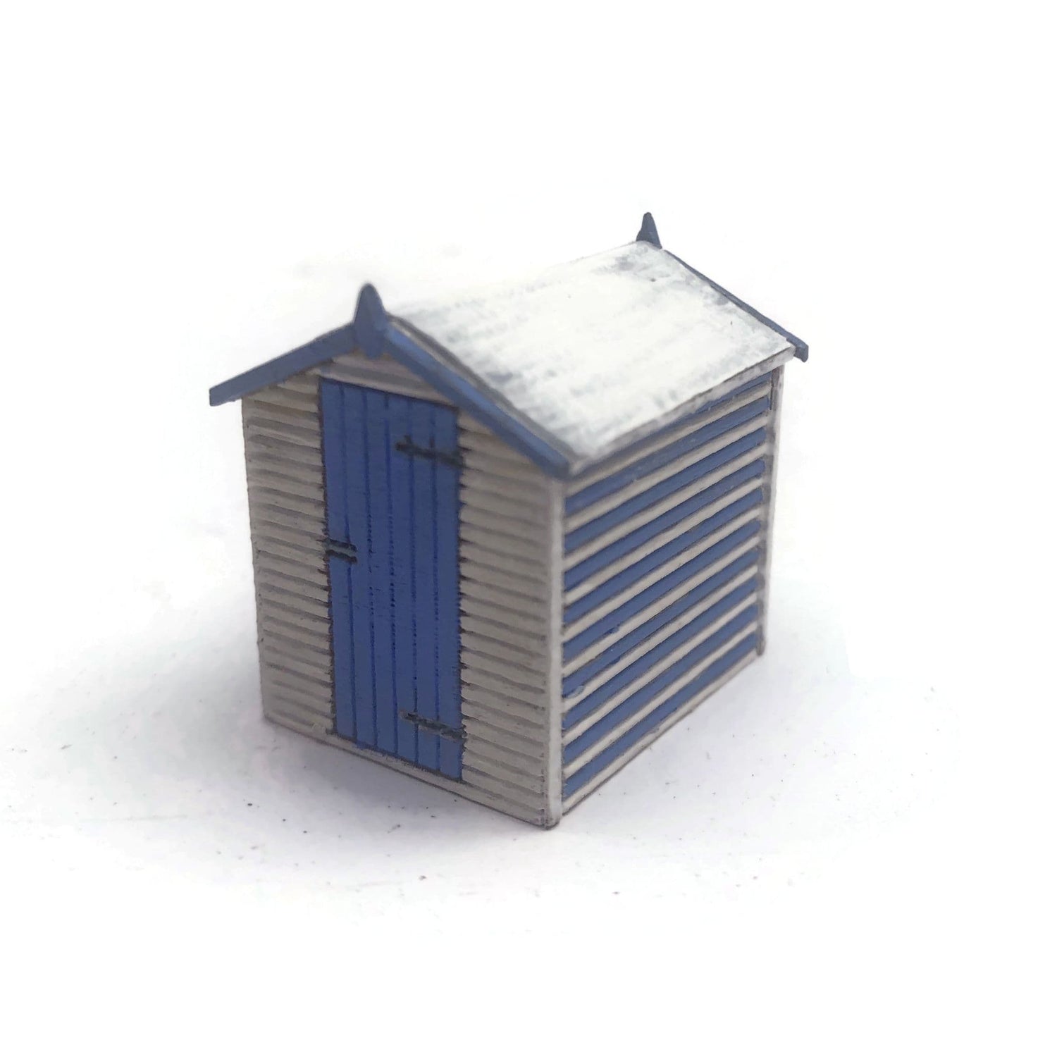 LX494-OO Small Beach Huts Pack of 2 OO/4mm/176 – Scale Model Scenery