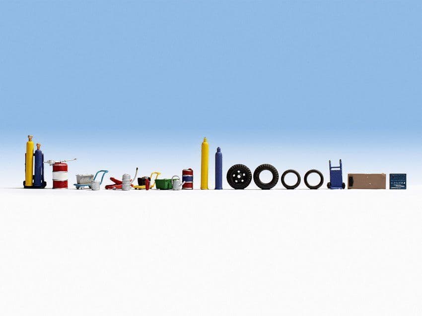 Noch 14815 Automotive Workshop/Garage Accessories OO/HO – Scale Model ...